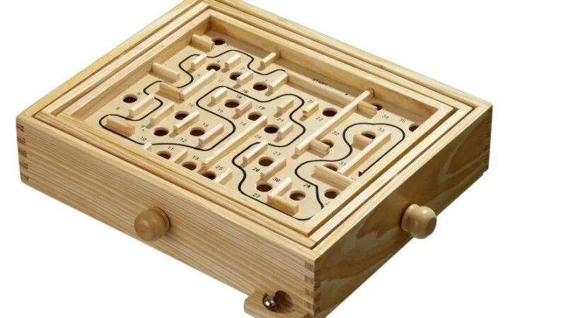 Board games - Skill game LABYRINTH
